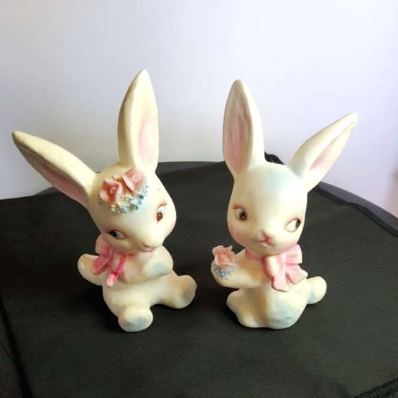 Lefton | Accents | Vintage Lefton Love Mrmrsdainty Bunnys | Poshmark